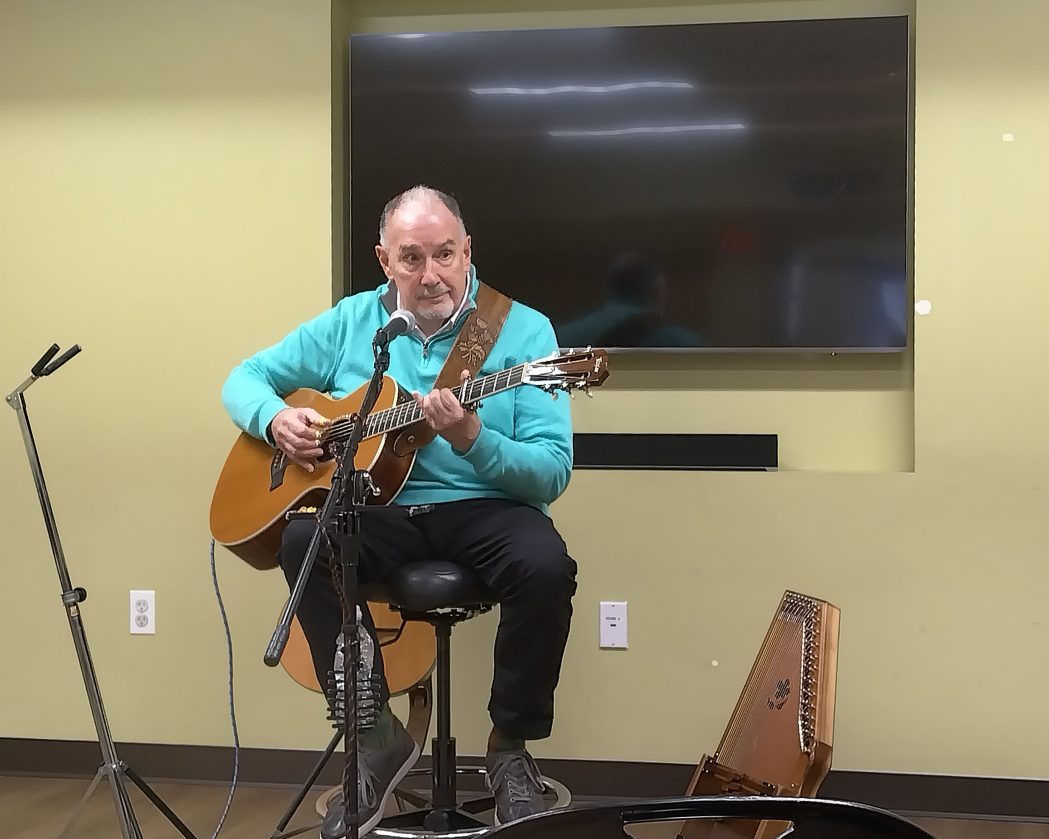 Jeff Snow presents Celtic folk songs - Hometown Weekly